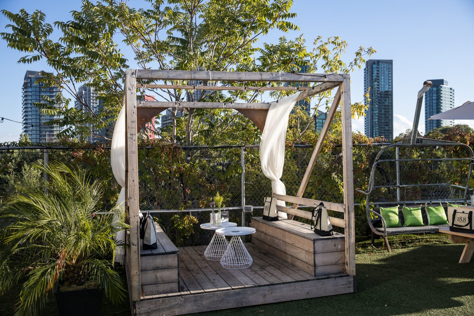 Patio Pop-Up 18.8 #SummerofChoice at stackt market - View the VIBE