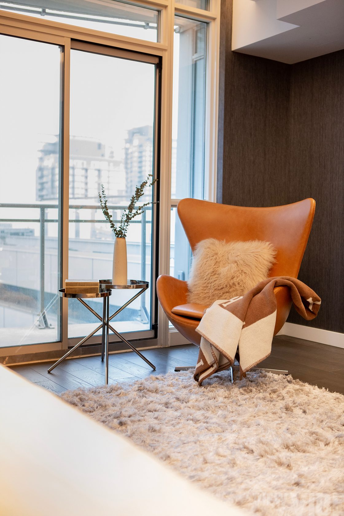 First Look: Toronto’s first ever Swanky $4.5 Skybridge Secret Condo