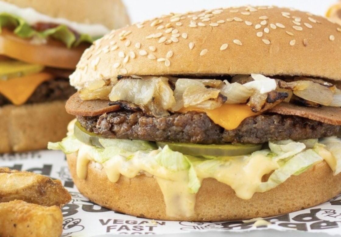 This Canadian burger chain is planning a global expansion - View the ...