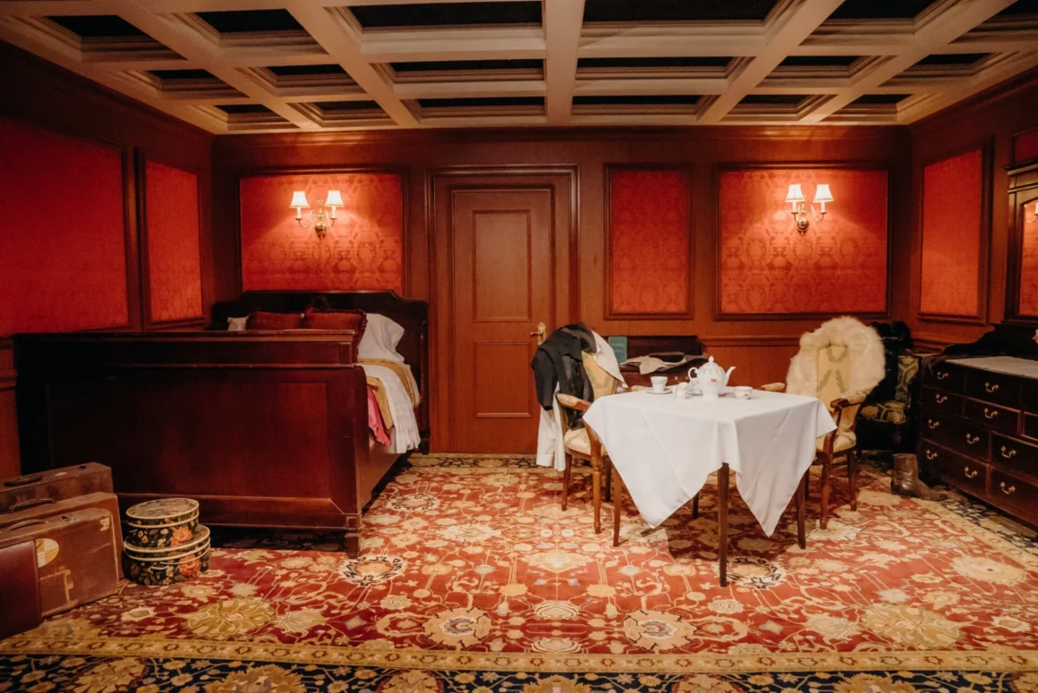 First look inside the new TITANIC Artifact Exhibition now boarding in ...